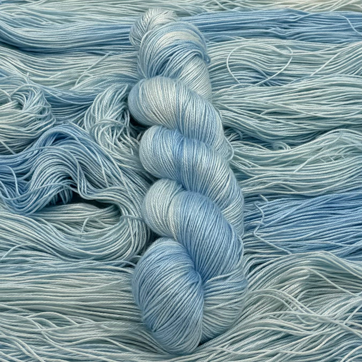 100% Mulberry Silke - Cloud | A Knitters World
