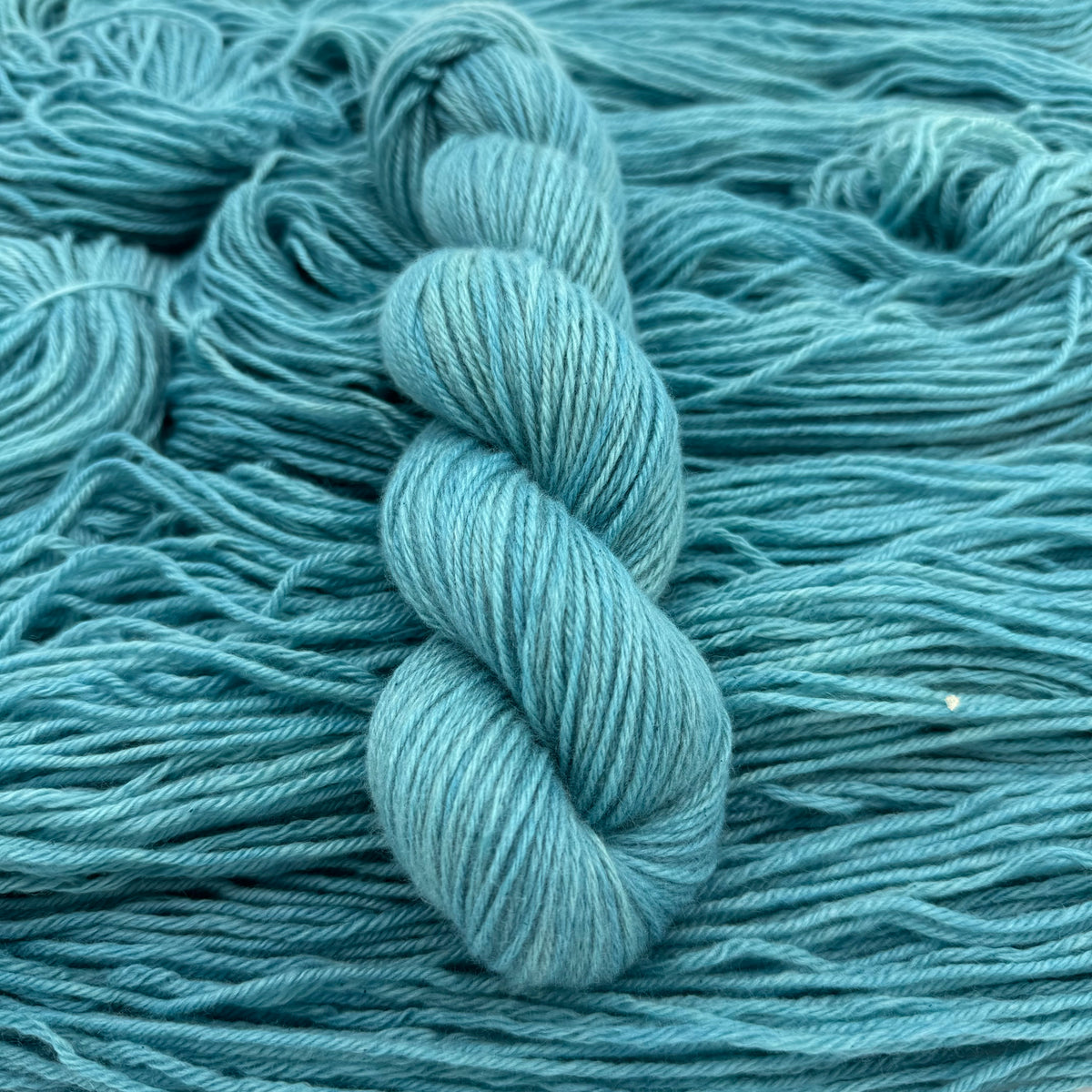 100% Mongolian Cashmere - Swimming pool | A Knitters World